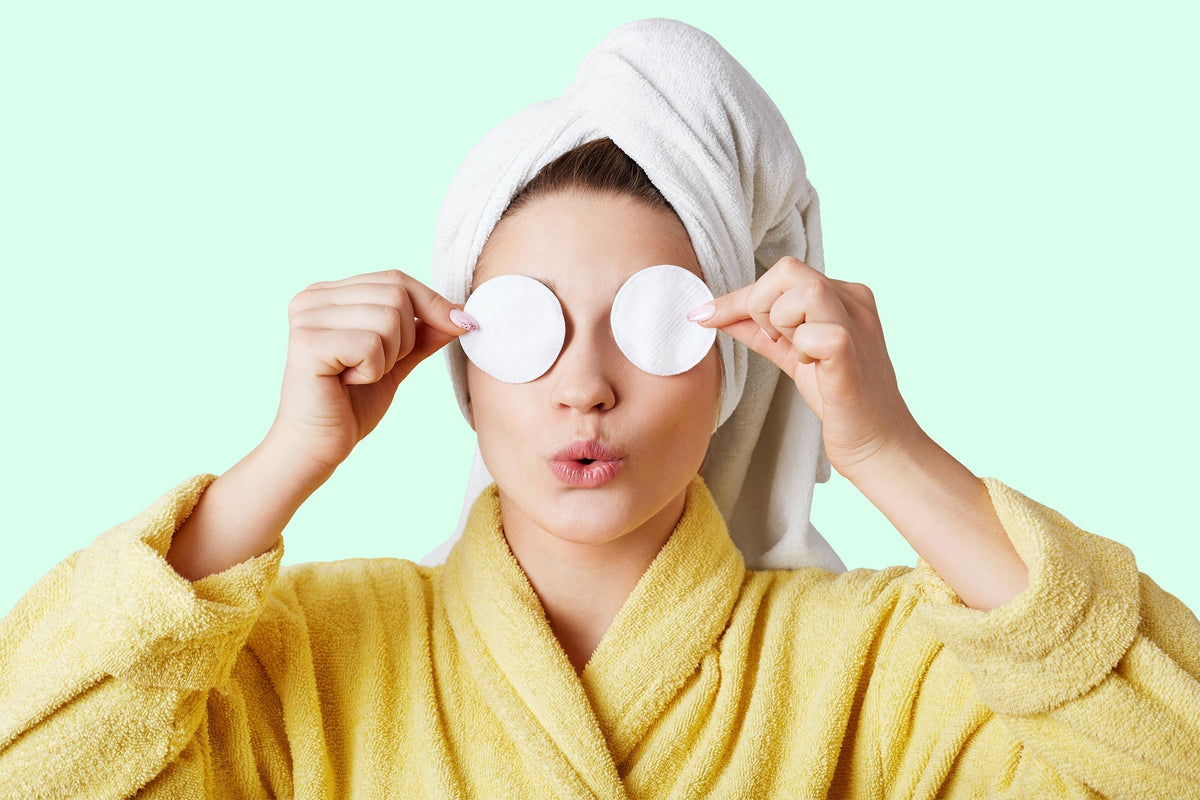 Eyelid Hygiene 101: Essential Care for Dry Eye Relief | Eye Drop Shop